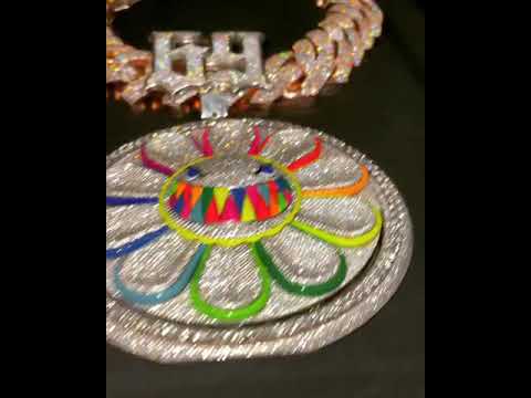 6ix9ine Cadena de $ 1000000 millón