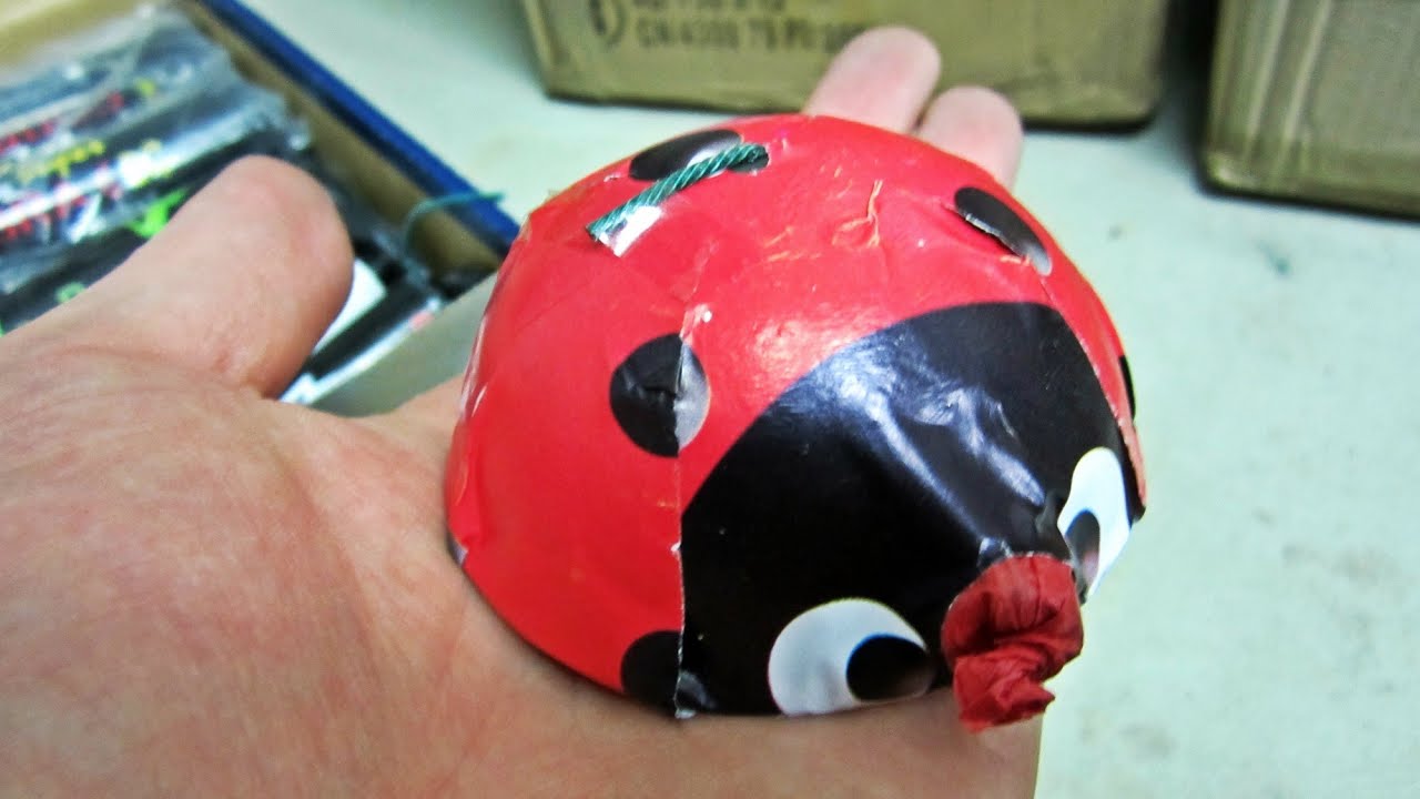 FUNNY FIREWORKS Lady Bug (Kometa Polen) - YouTube