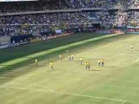 Ronaldinho Juggling - YouTube