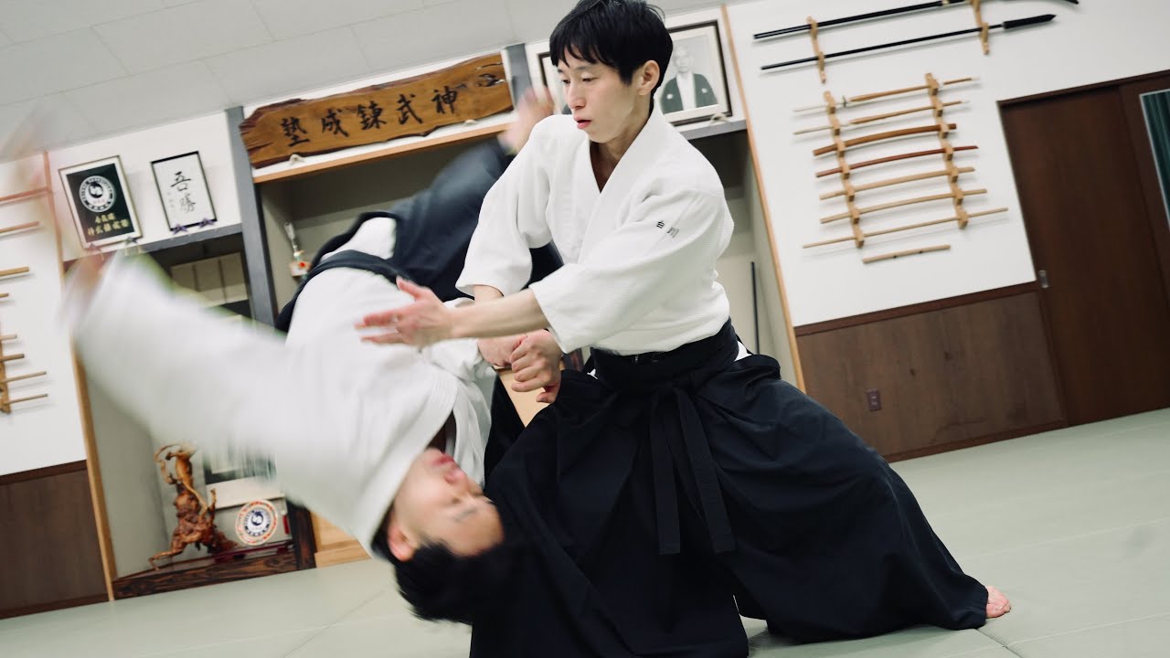 【AIKIDO】Dynamic and Beautiful Training（Shirakawa Ryuji） - YouTube