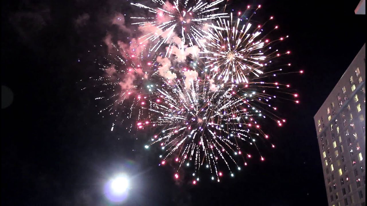 Fireworks- Canon T3i (Nighttime Shot) 2013 Happy New Years - YouTube