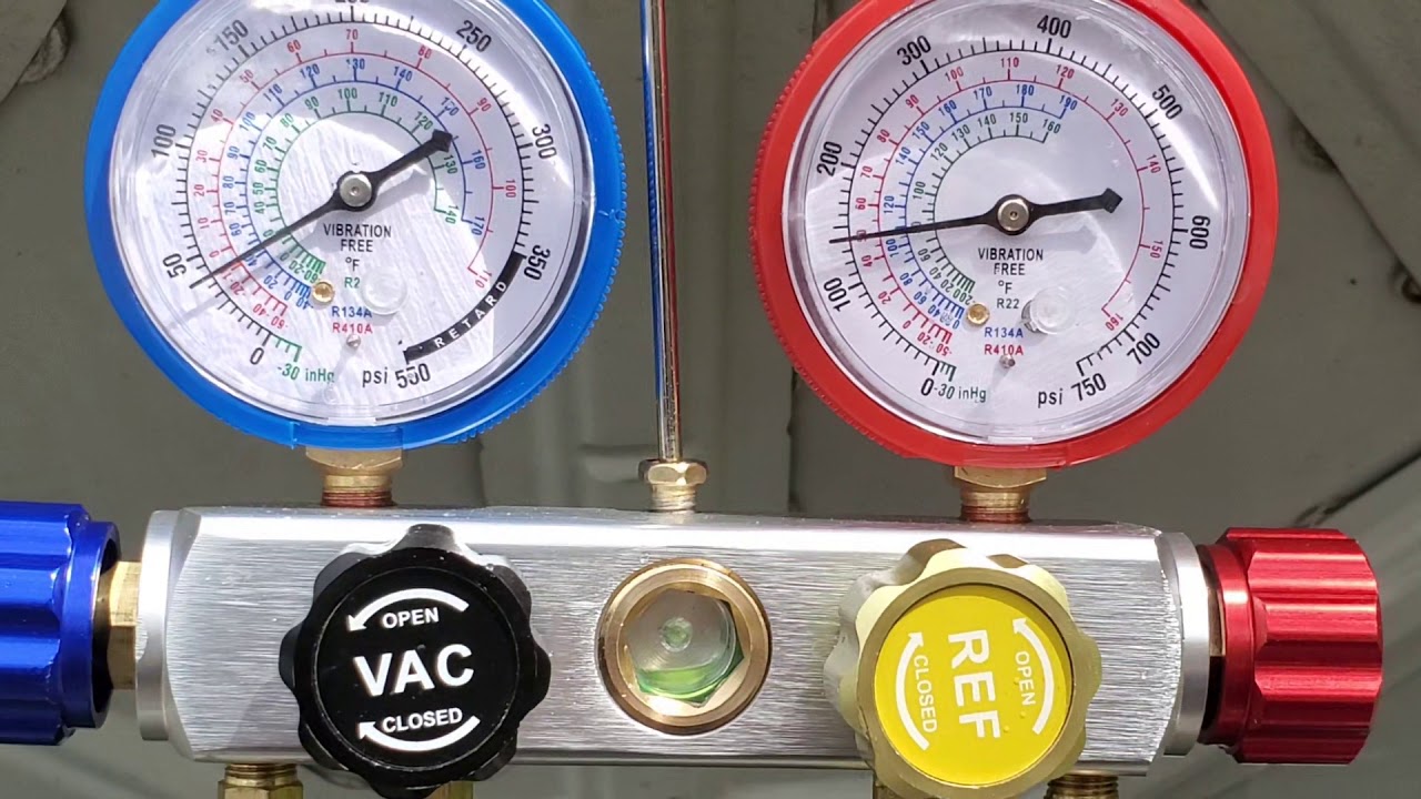 2010 Ford Focus AC full recharged with Red Tek 12A from empty system ...