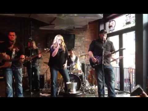 Erin Michelle @ Honky Tonk Central - YouTube