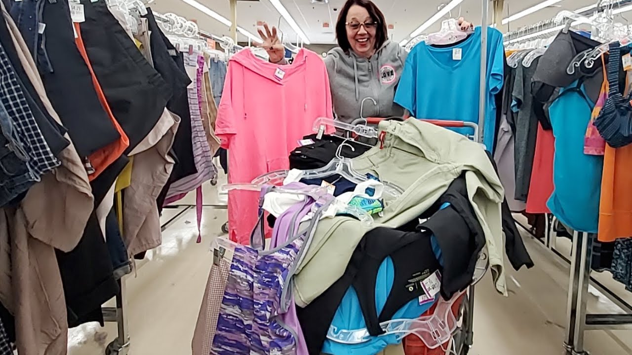 POLACA NO BRECHO-COMPRANDO TUDOO!! - YouTube