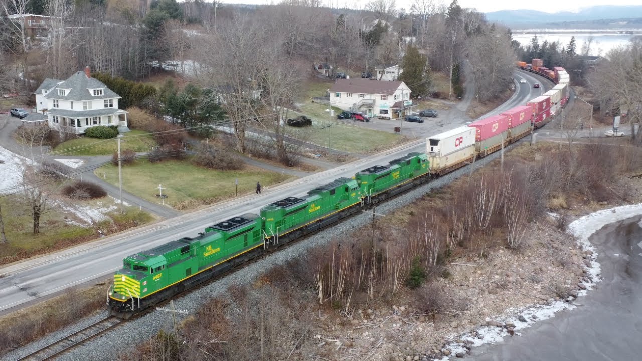Awesome Aerial 4K View! Long NBSR Stack Train 120 Passing thru Grand ...