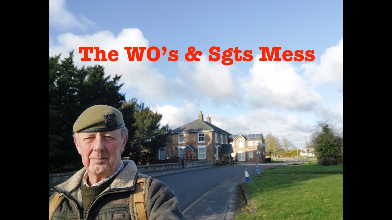 BRITISH ARMY - The WOs & Sgts Mess - YouTube