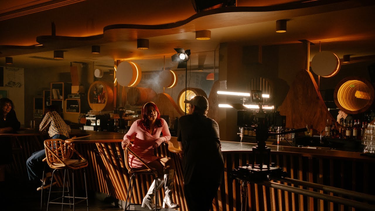 GIGI BELL - AUSTIN [Official Video] - YouTube