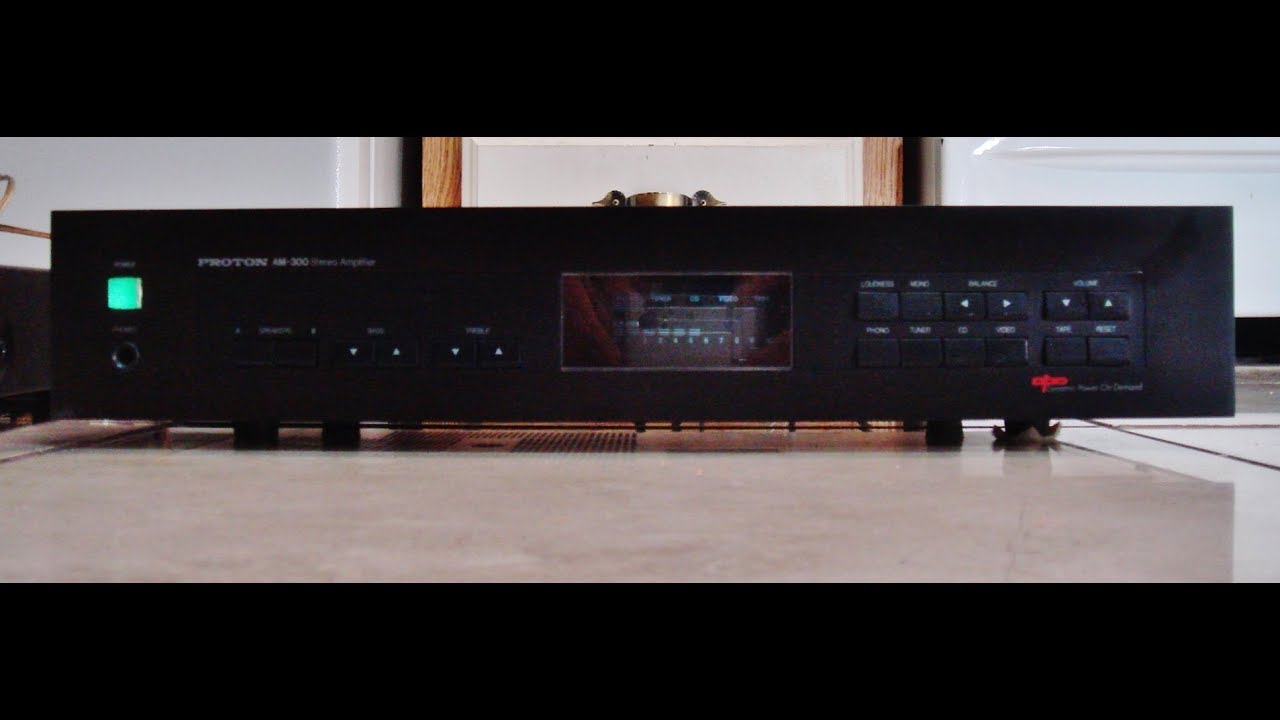 VINTAGE PROTON AM-300 STEREO AMPLIFIER - YouTube