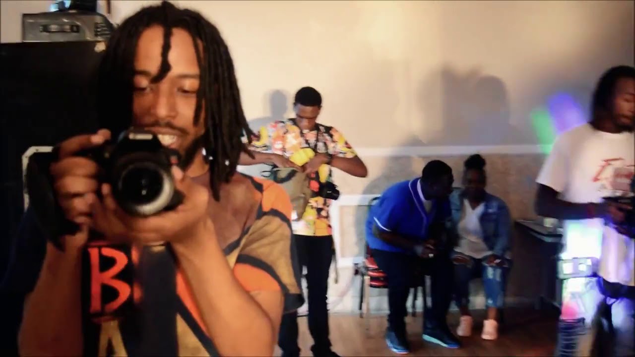 A Day In The Life Of Mic Murdaraz Tv , With Kutta Keys Behind The Music ...