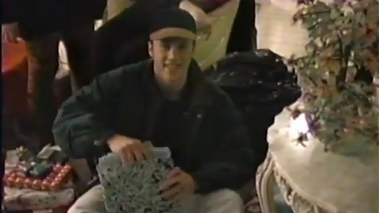 Christmas 1992 Pt 2 - YouTube