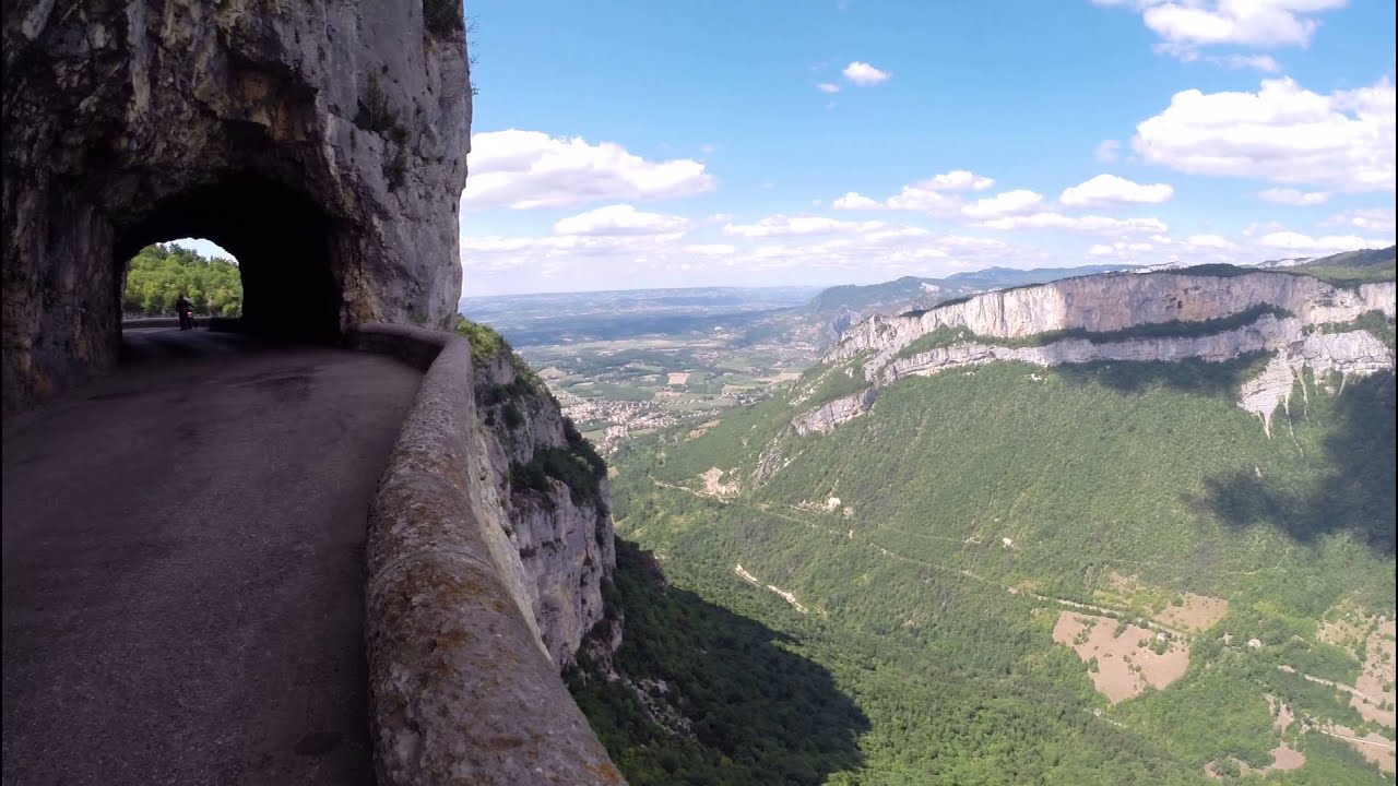 Дорога La Combe Laval - вид 2 - YouTube