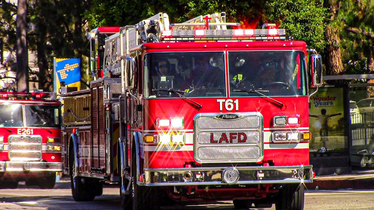 LAFD Light Force 61 Responding x2 - YouTube