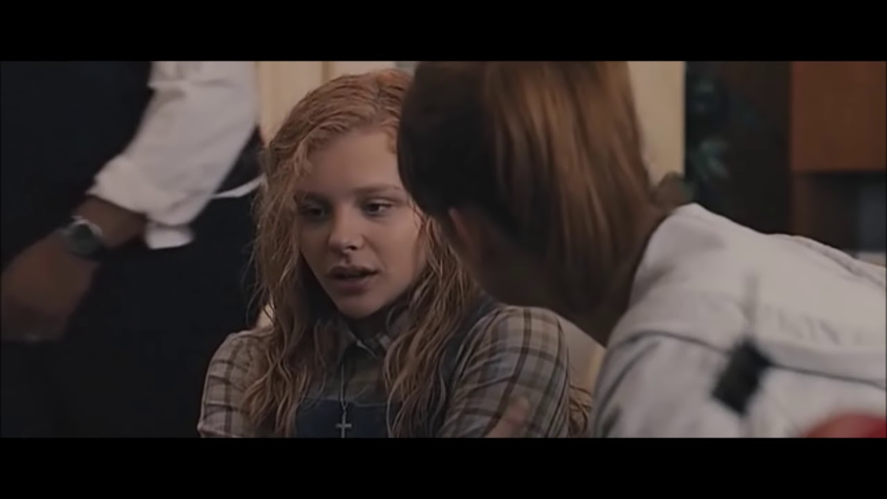 "Carrie" (2013) CLIP: Carrie in the Principal's Office [Chloe Grace ...