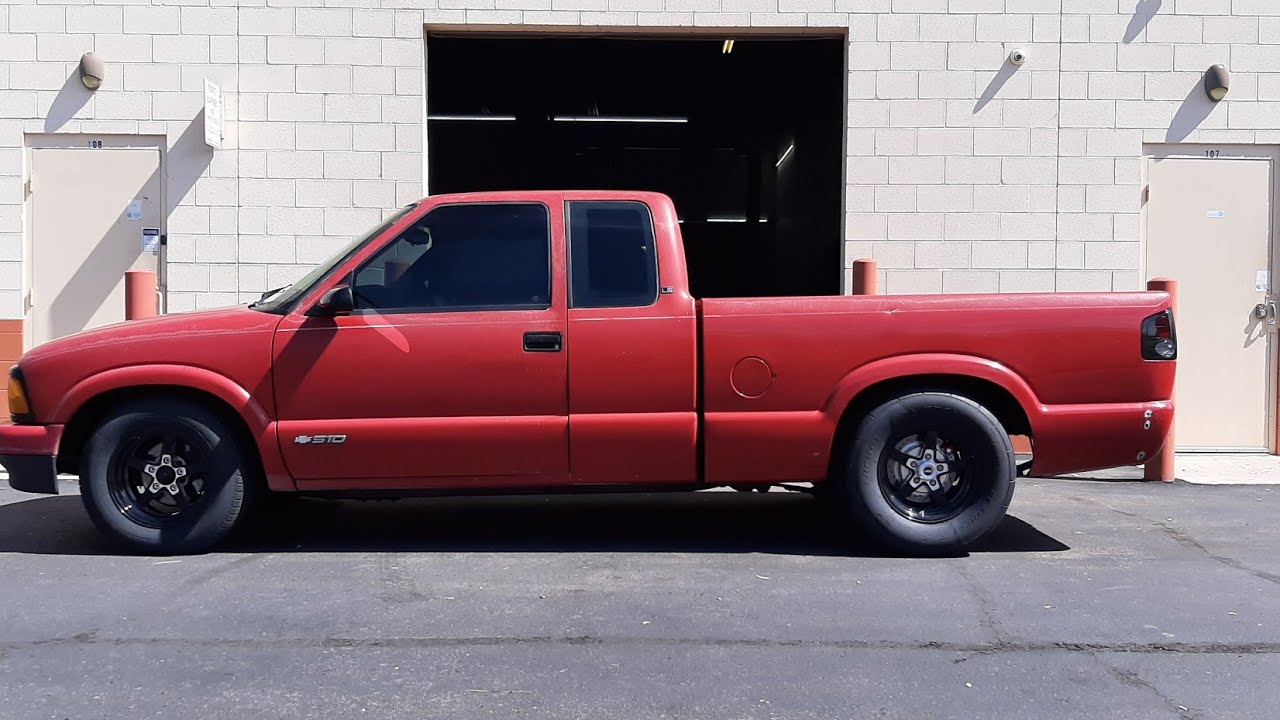 LS swapped S10 walk around and go over the build part 2. - YouTube