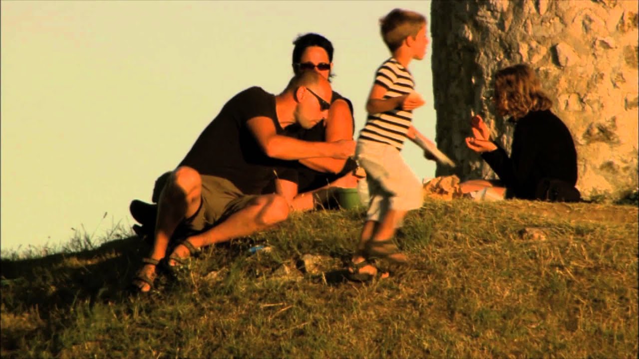Film Trailer: Autofocus - YouTube