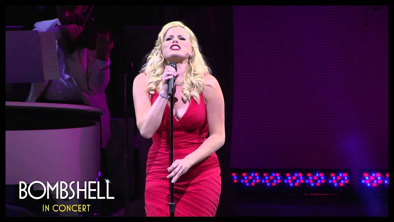 Video! Megan Hilty Performs ‘They Just Keep Moving the Line’ at the ...