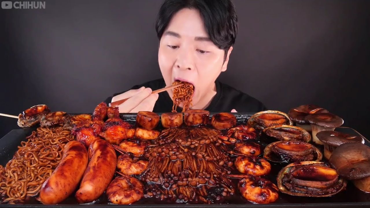 ASMR MUKBANG - Fire Black bean Mushroom BBQ - YouTube