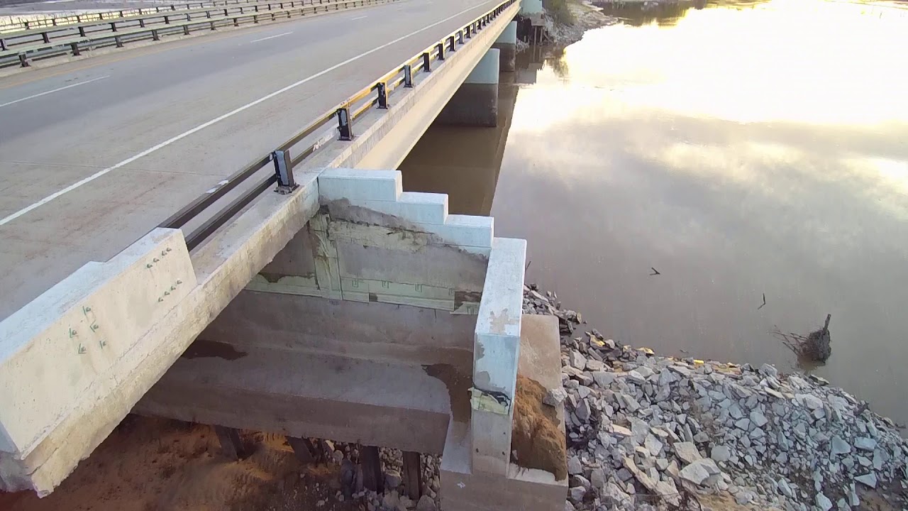 Midland,Michigan Dam Break footage - YouTube