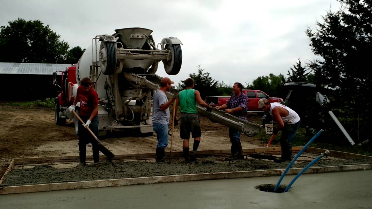 Pouring Concrete for a Pasture Cattle Drink, Part 1 - YouTube
