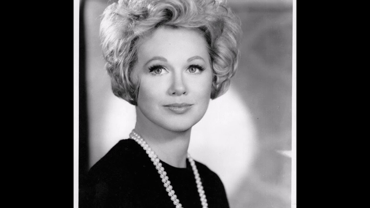 Barbara Cook – In the Heart of the Dark, 1965 - YouTube