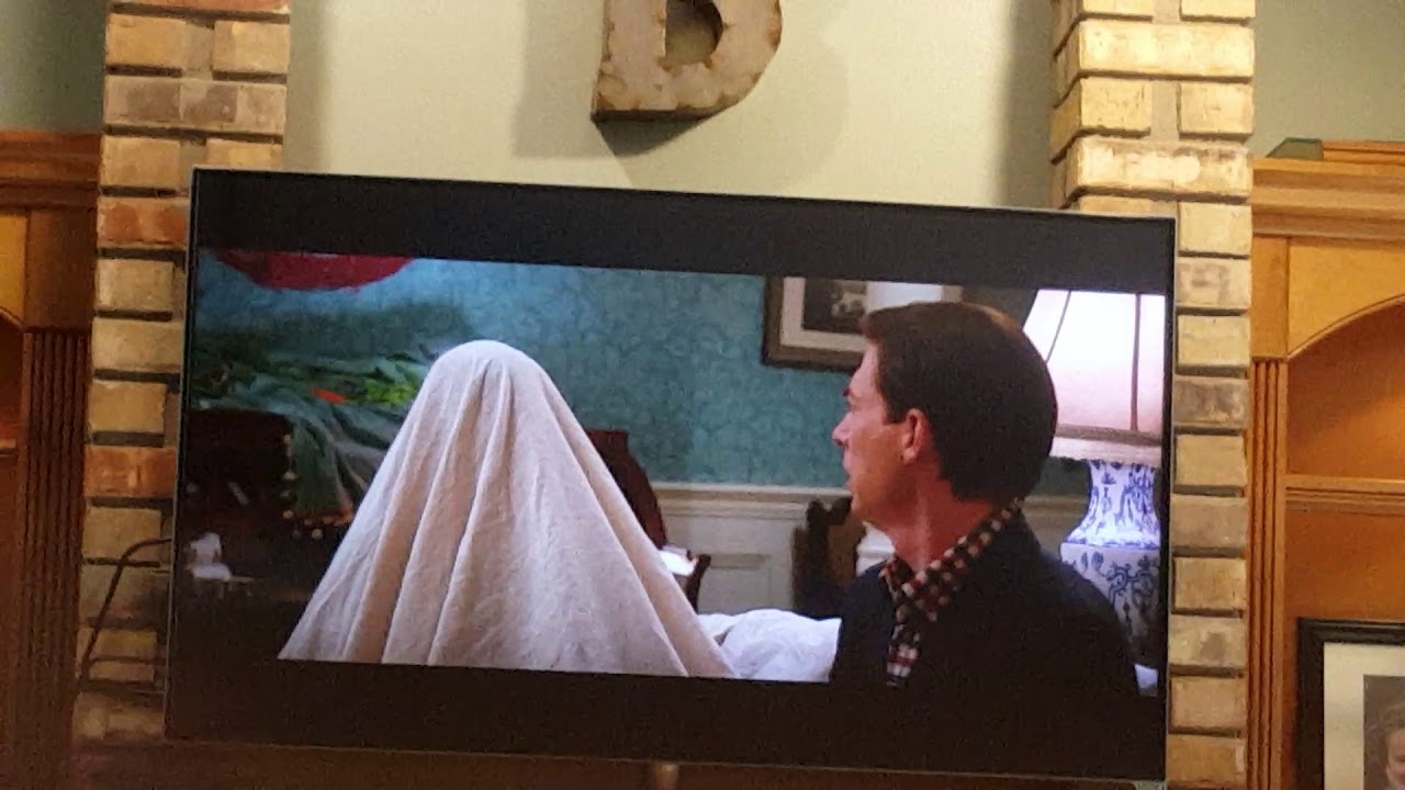 Peter rabbit McGregor and pig screaming scene. - YouTube