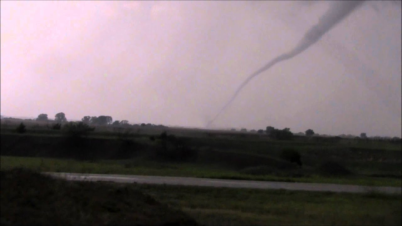 Rope tornado just SE of Fairview, OK 5/24/11 - YouTube