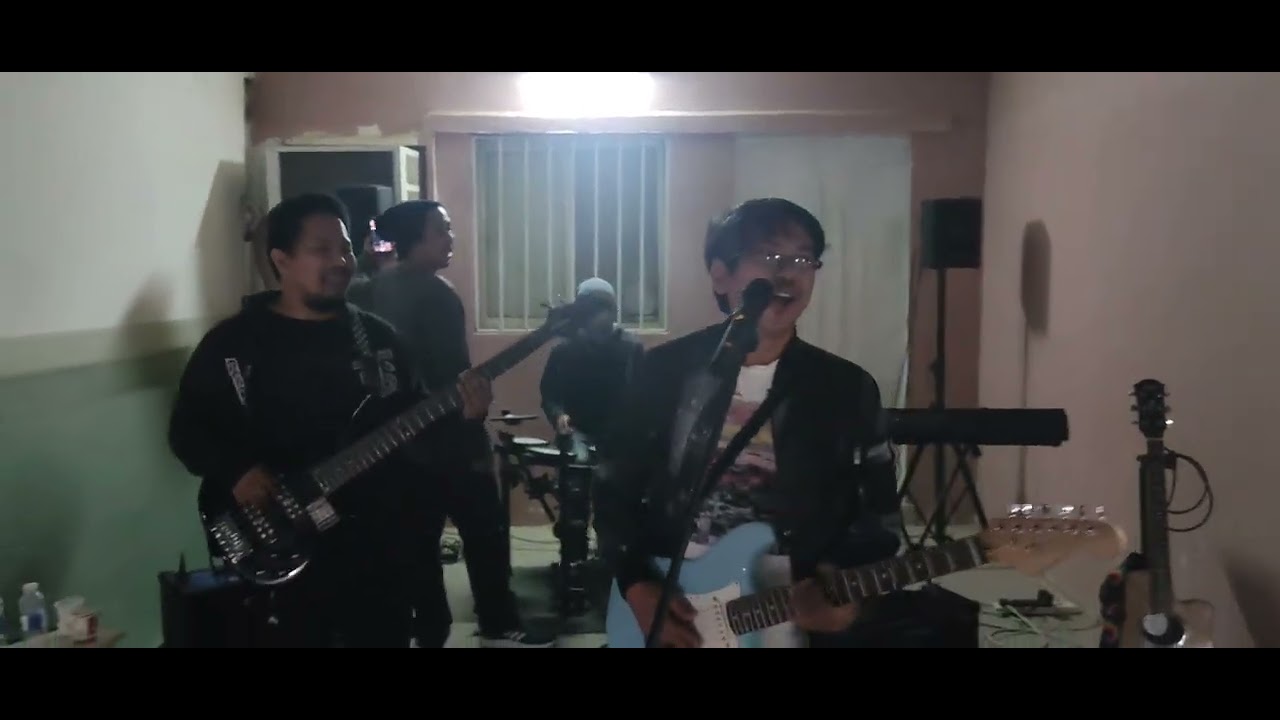 christmas gig party 1 - YouTube