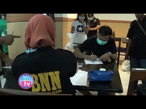 Razia Hotel & Caffe, BNNK Trenggalek Temukan ABG Mabuk - bioz.tv