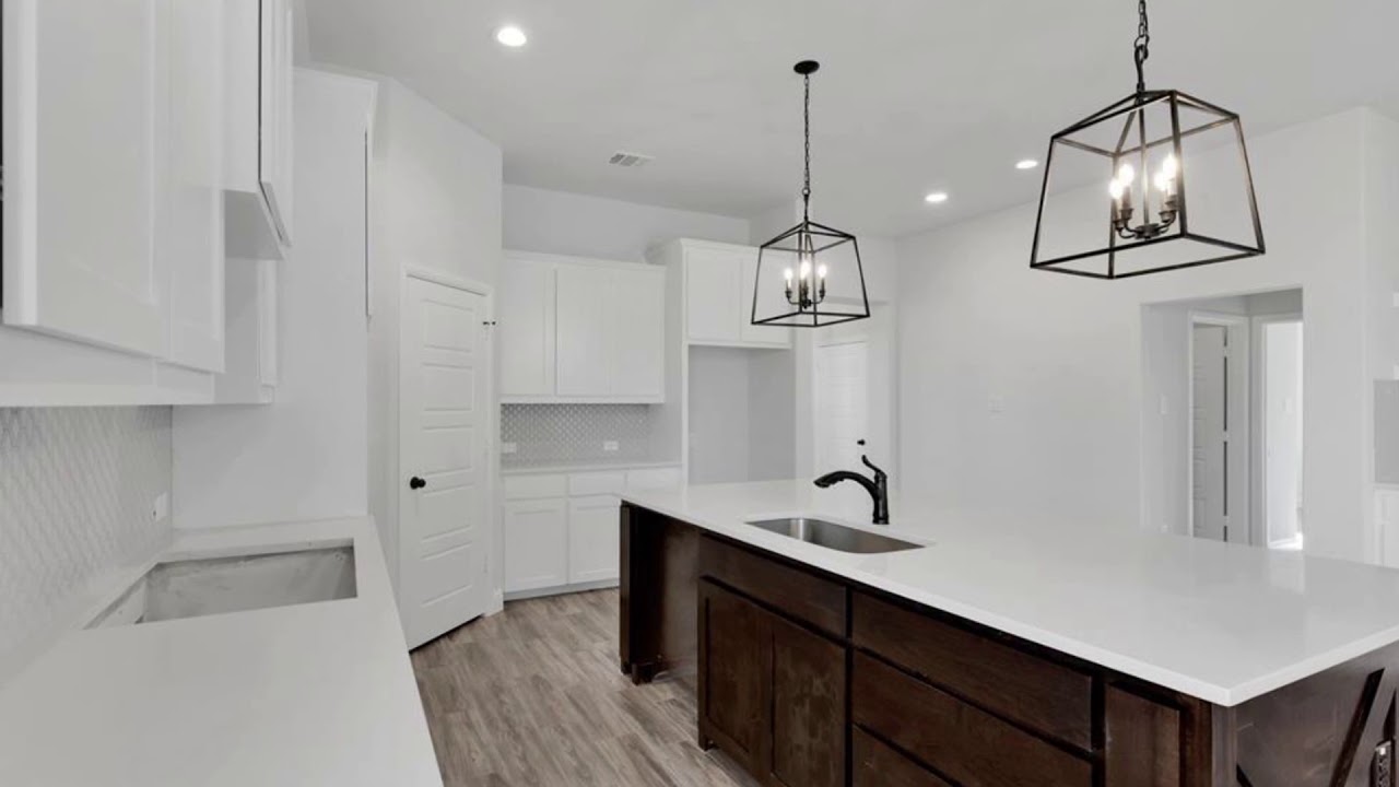 421 Monarch Way Justin, TX 76247 | Cassie Samons | Top Real Estate ...