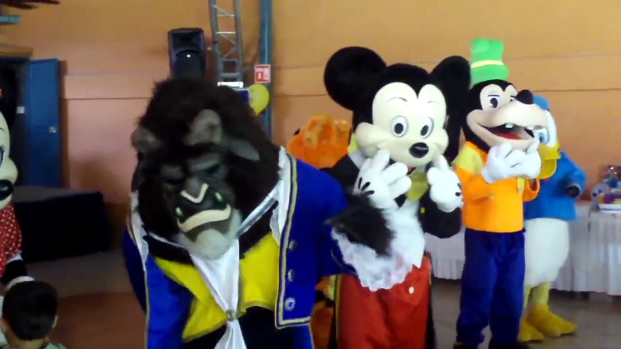 Botargas Walt Disney bailando - YouTube