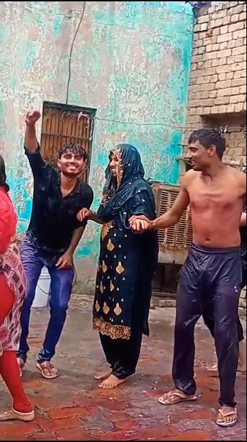 Masti Masti#full masti#full enjoy - YouTube