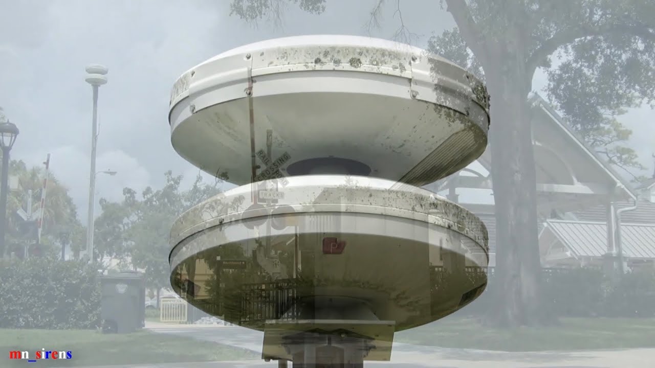 Federal Signal Modulator 1004 Siren Test - Full Pulsed Wail - Winter ...