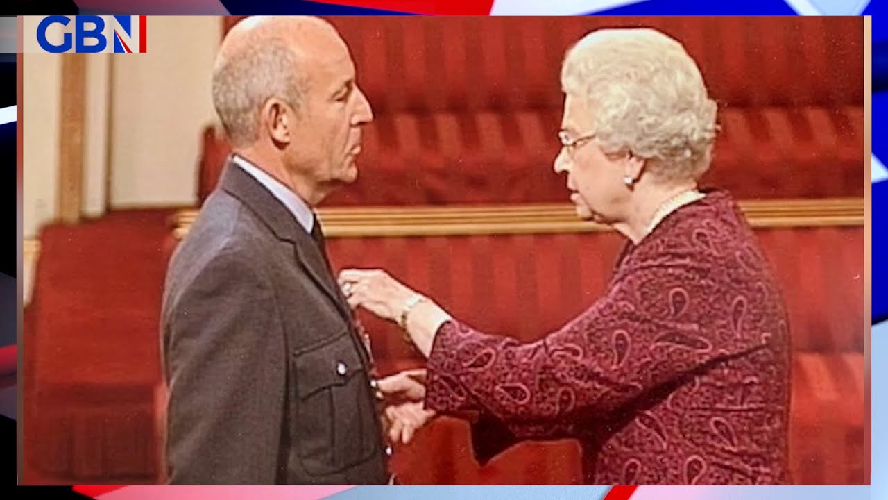 ‘It was an amazing minute’ | Graham Brewer MBE recalls Queen Elizabeth ...