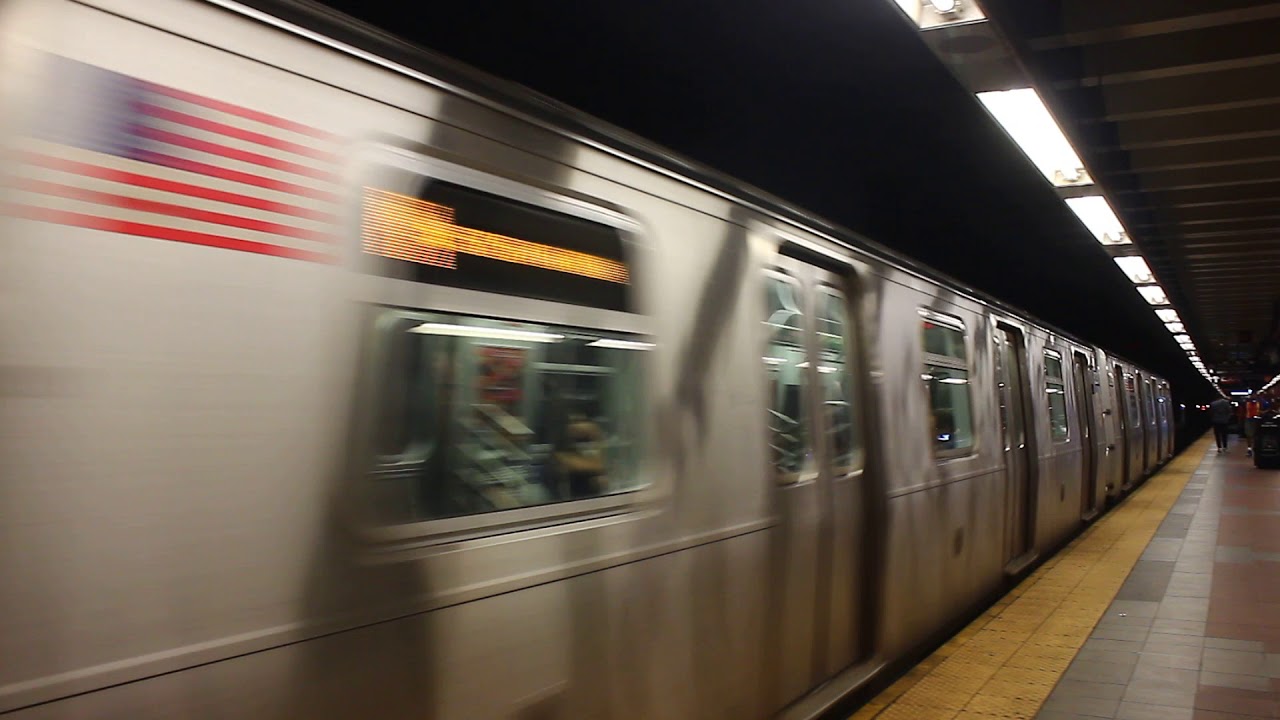 R143 M train @ Essex Street - YouTube