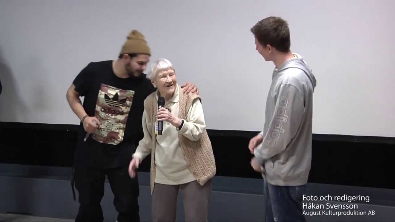 Greta Segerson rappar - YouTube