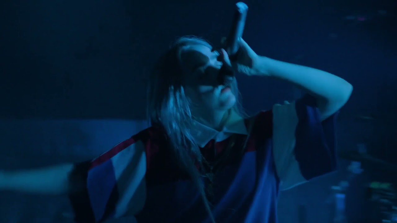 Billie Eilish-Bored -Documentary-2018(Live) - YouTube
