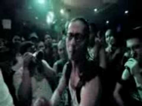 FlipTop Dello vs Target pt 1 - YouTube