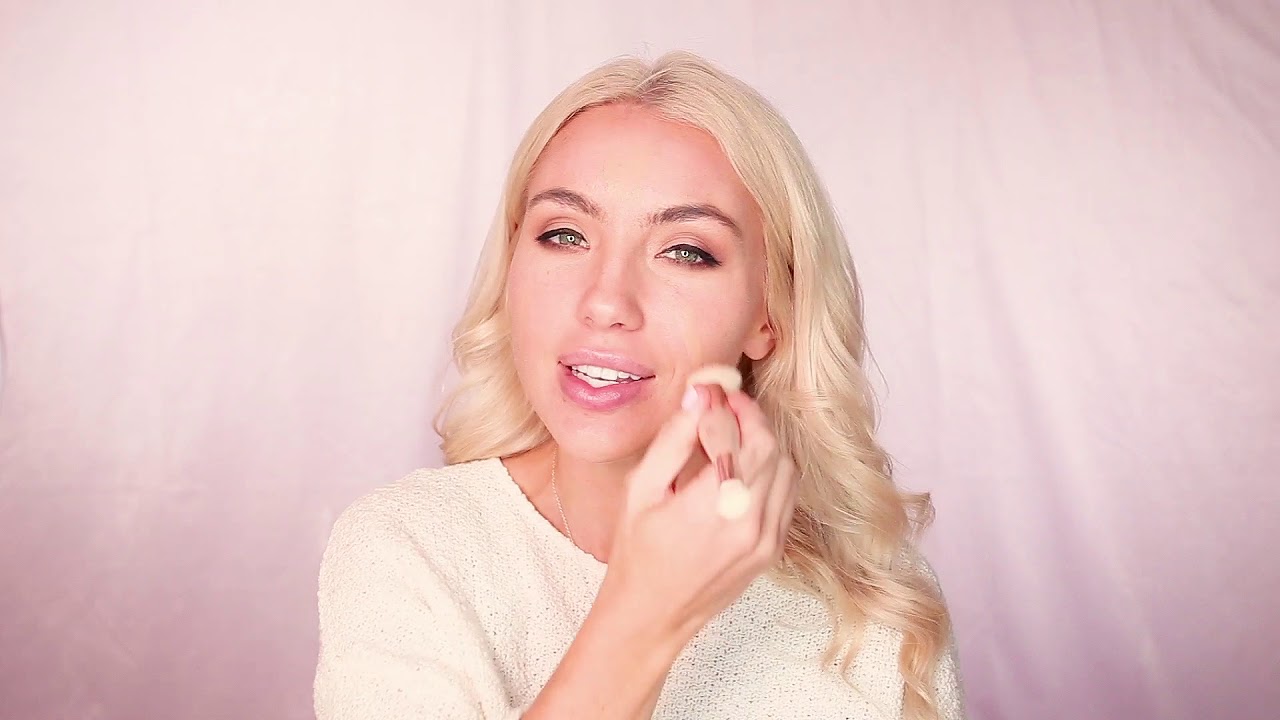 Doll 10 Beauty HydraLux™ Smoothing Foundation - YouTube