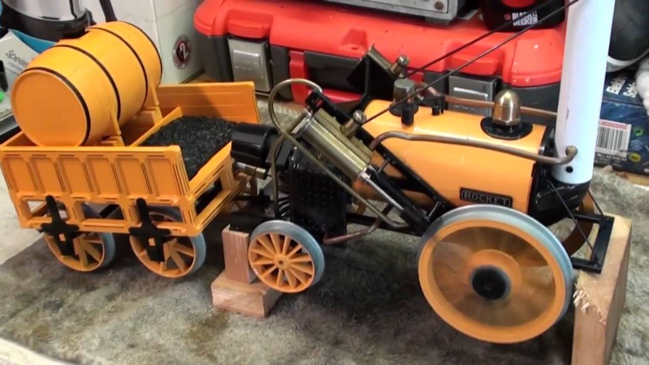 Hornby Rocket live steam locomotive - YouTube