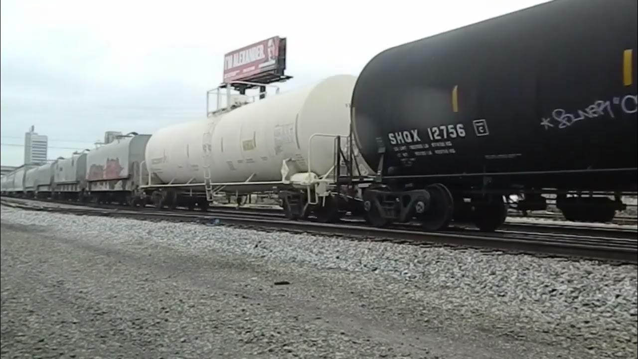 UP 8051 Leads Mixed Freight - 3/14/2025 - YouTube
