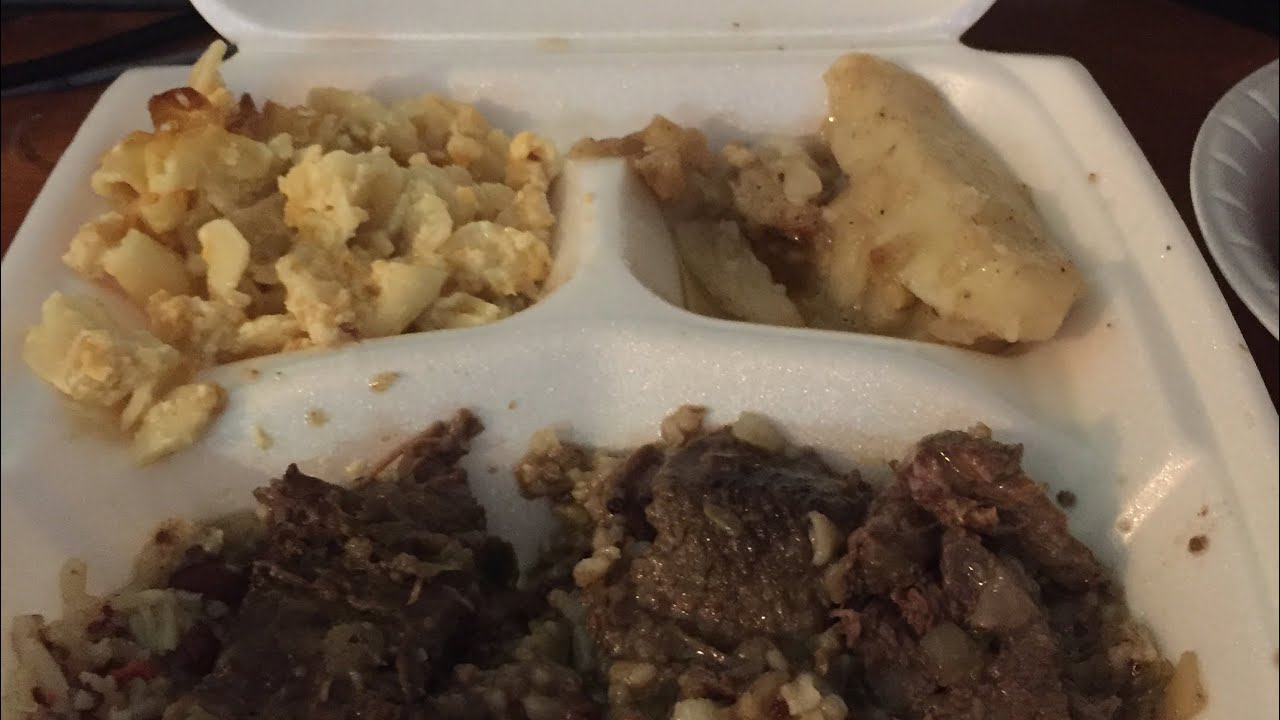 Sneak peek of Sunday dinner my neighbor cook - YouTube