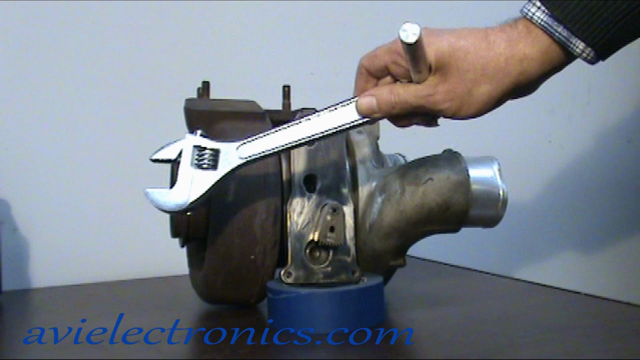 Cleaning Turbo shroud plate and vanes. How to remove carbon deposits ...