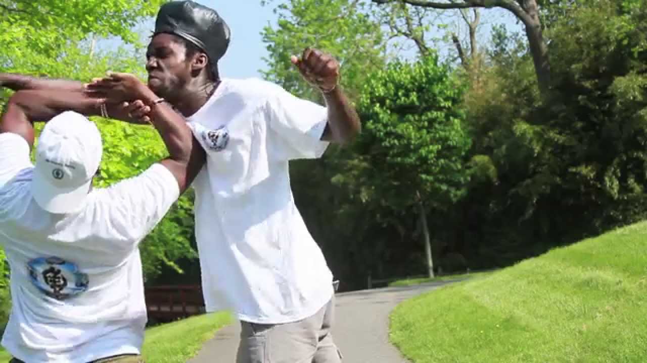 MB Shackle Hands Defense-Great, Practical & Realistic Self Defense ...