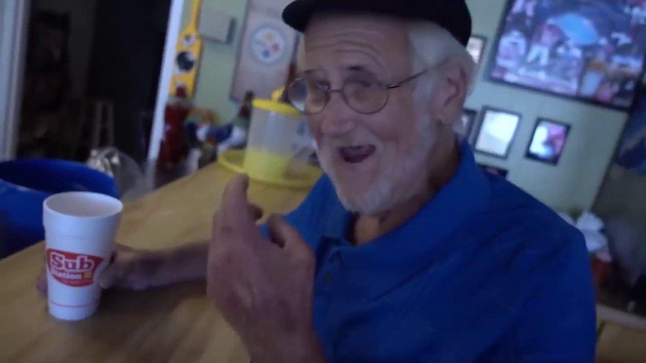 The Angry Grandpa Show Fart Compilation (2009-2017 Rip) - YouTube