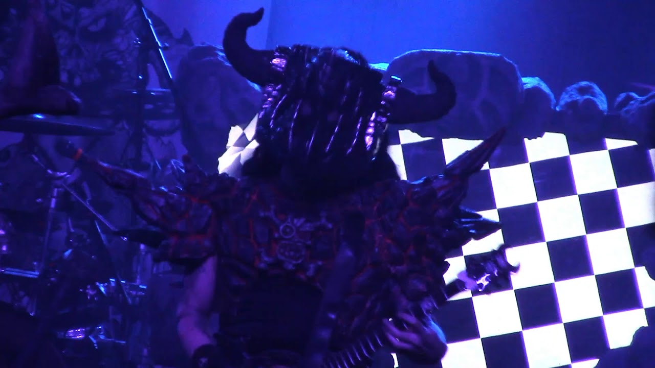 Gwar - Viking Death Machine (Live) - YouTube