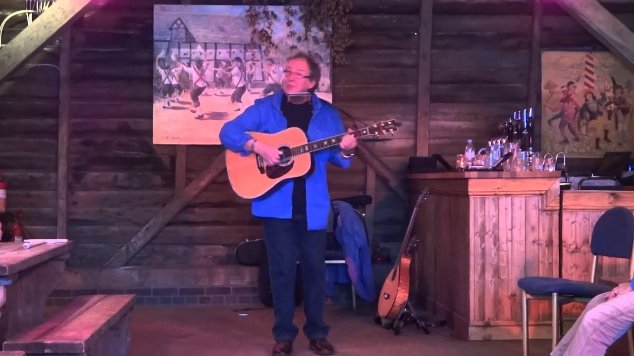 Colin Pitts THE COUNTRY BUS - YouTube