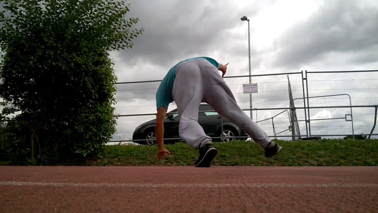 Trying some more dynamic movements in sets - YouTube