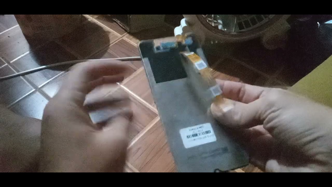 Isi Lapisan LCD Handphone Android - YouTube