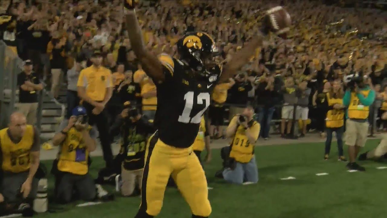Hawkeyes’ Brandon Smith declares for NFL Draft - YouTube