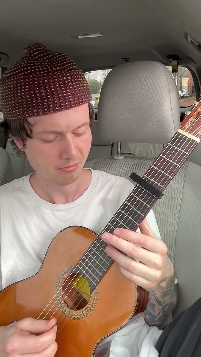 Started messing around with my nylon string during my work breaks. - YouTube